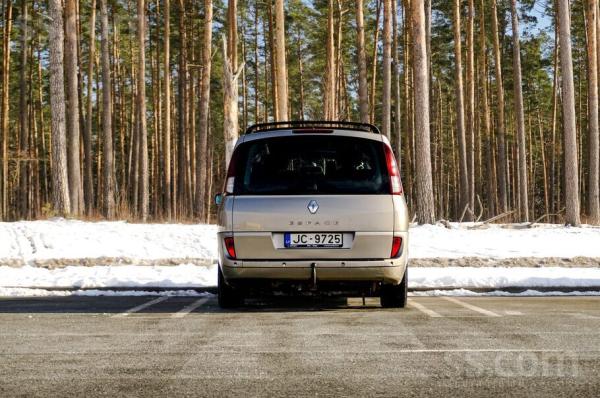Brown Renault Espace 2012 in Riga, with an engine capacity of 2.00 L and mileage of 352 thousand km for 12100 €, photo 6 on AUTOMOTO.COM.LV