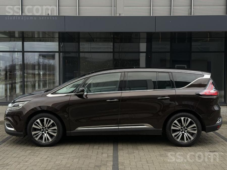 Brown Renault Espace 2015 in Riga, with an engine capacity of 1.60 L and mileage of 221 thousand km for 10900 €, photo 2 on AUTOMOTO.COM.LV
