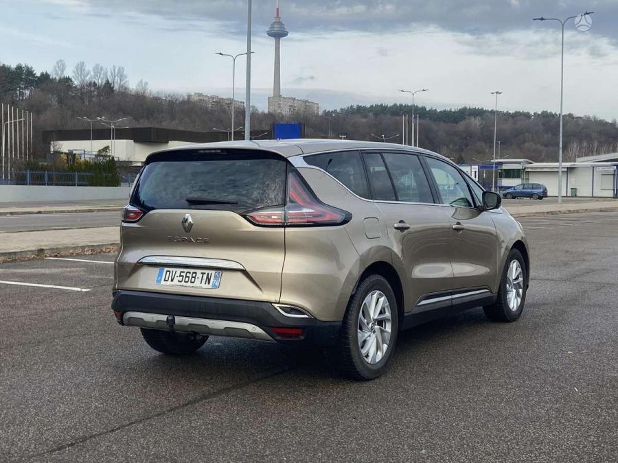 Brūns Renault Espace 2015 Viļņa, ar dzinēja tilpumu 1.60 L un nobraukumu 265 tūkst. km par 8200 €, foto 3 vietnē AUTOMOTO.COM.LV