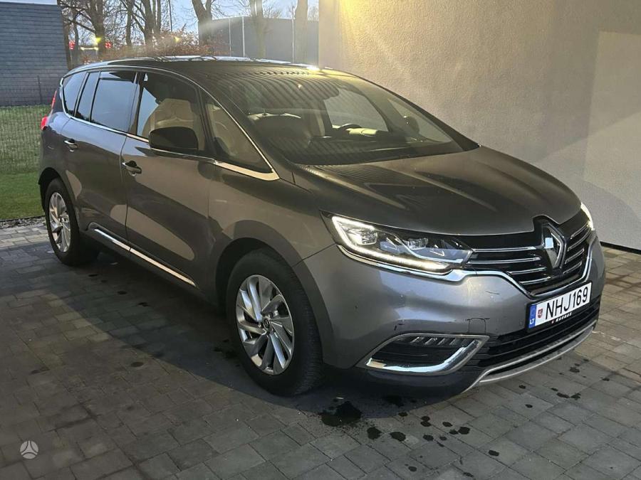 Brown Renault Espace 2015 in Kaunas, with an engine capacity of 1.60 L and mileage of 148 thousand km for 9999 €, photo 5 on AUTOMOTO.COM.LV