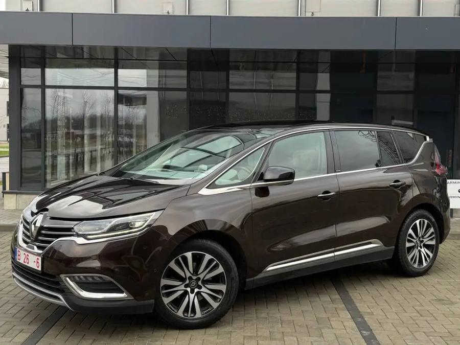 Brown Renault Espace 2015 in Riga, with an engine capacity of 1.60 L and mileage of 221 thousand km for 10900 €, photo 1 on AUTOMOTO.COM.LV