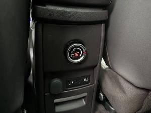 Brown Renault Espace 2015 in Riga, with an engine capacity of 1.60 L and mileage of 221 thousand km for 10900 €, photo 27 on AUTOMOTO.COM.LV