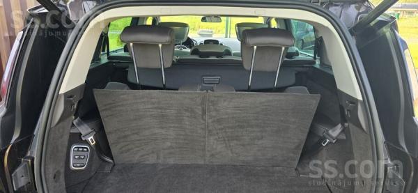 Brown Renault Espace 2015 in Riga, with an engine capacity of 1.60 L and mileage of 232 thousand km for 10300 €, photo 6 on AUTOMOTO.COM.LV