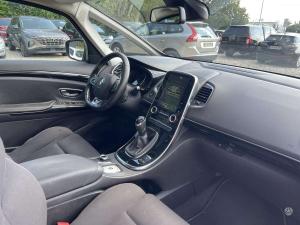 Brown Renault Espace 2015 in Kaunas, with an engine capacity of 1.60 L and mileage of 290 thousand km for 5950 €, photo 13 on AUTOMOTO.COM.LV