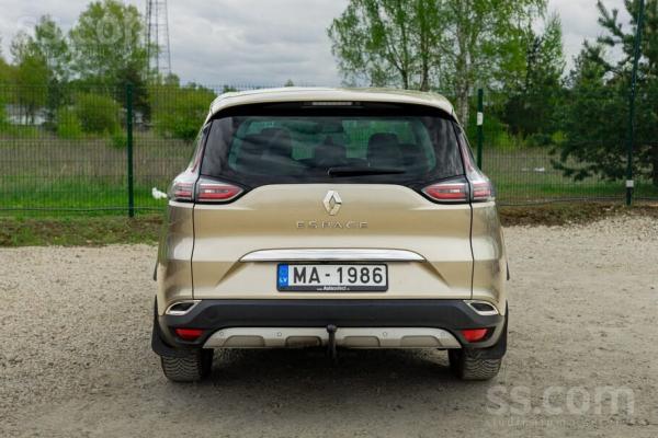 Рено Эспейс 2015 в Рига на AUTOMOTO.COM.LV Коричневый Рено Эспейс 2015 в Рига, объемом двигателя 1.60 л и пробегом 211 тыс. км за 9990 €, фото 5 на AUTOMOTO.COM.LV