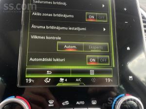 Brown Renault Espace 2015 in Riga, with an engine capacity of 1.60 L and mileage of 206 thousand km for 9800 €, photo 24 on AUTOMOTO.COM.LV