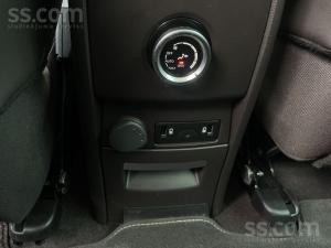 Brown Renault Espace 2015 in Riga, with an engine capacity of 1.60 L and mileage of 206 thousand km for 9800 €, photo 28 on AUTOMOTO.COM.LV