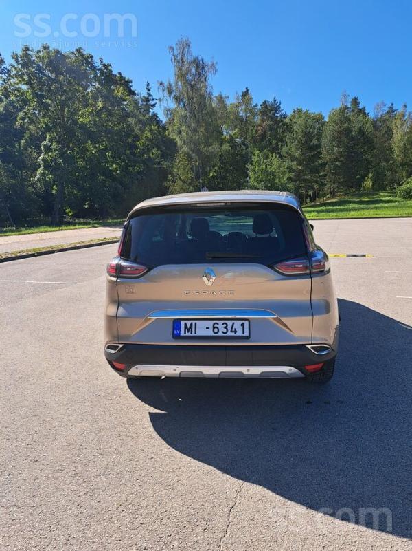 Brūns Renault Espace 2016 Dobele, ar dzinēja tilpumu 1.60 L un nobraukumu 255 tūkst. km par 8900 €, foto 8 vietnē AUTOMOTO.COM.LV