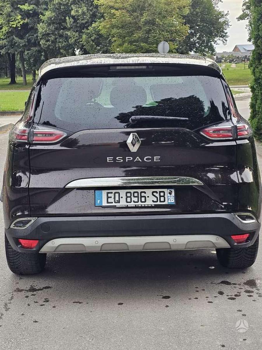 Brown Renault Espace 2017 in Taurage, with an engine capacity of 1.60 L and mileage of 227 thousand km for 8700 €, photo 10 on AUTOMOTO.COM.LV