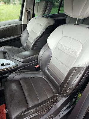 Brown Renault Espace 2017 in Taurage, with an engine capacity of 1.60 L and mileage of 227 thousand km for 8700 €, photo 12 on AUTOMOTO.COM.LV