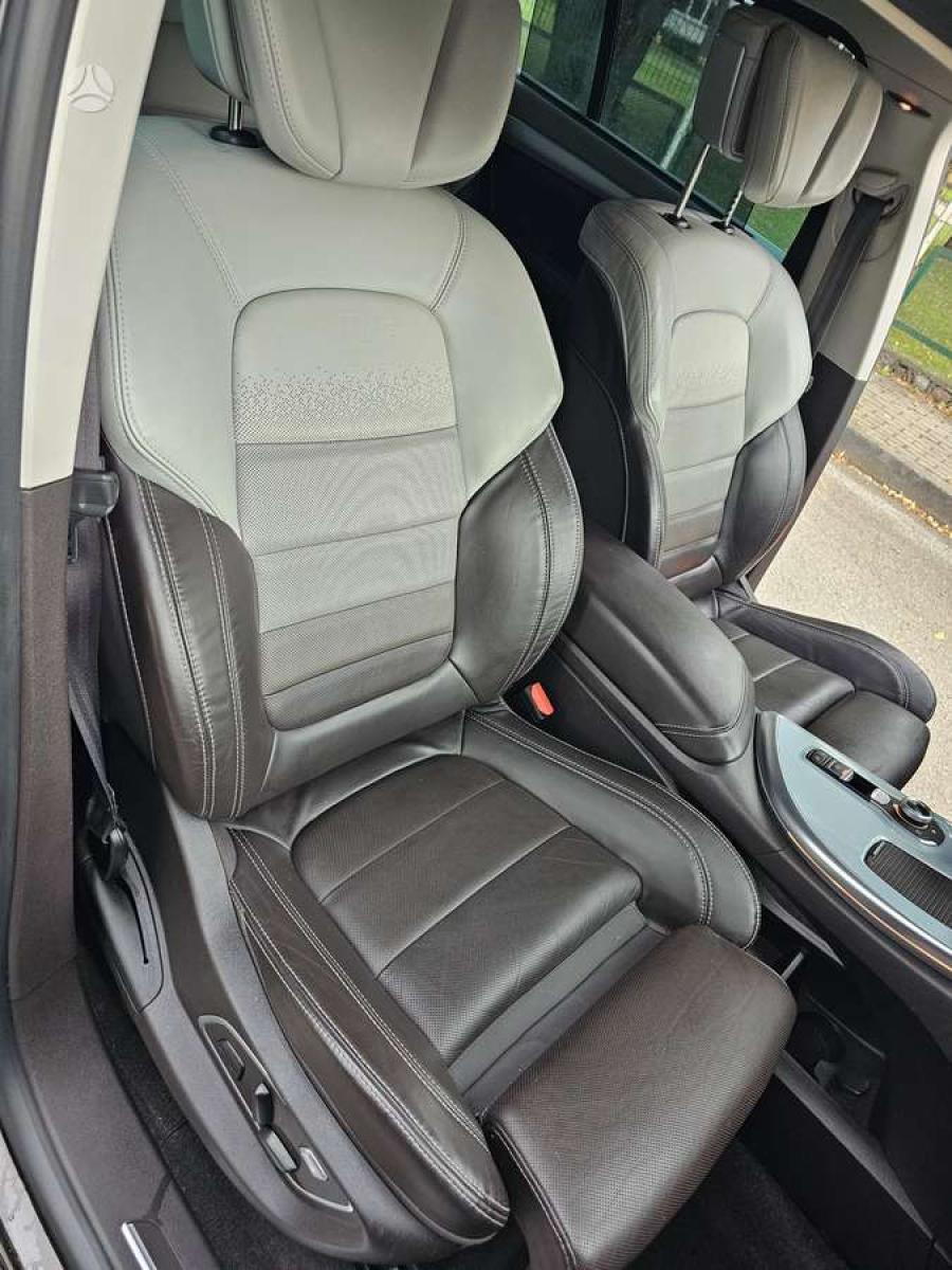 Brown Renault Espace 2017 in Taurage, with an engine capacity of 1.60 L and mileage of 227 thousand km for 8700 €, photo 14 on AUTOMOTO.COM.LV