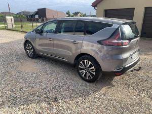 Brown Renault Espace 2017 in Vilnius, with an engine capacity of 1.60 L and mileage of 230 thousand km for 8450 €, photo 4 on AUTOMOTO.COM.LV