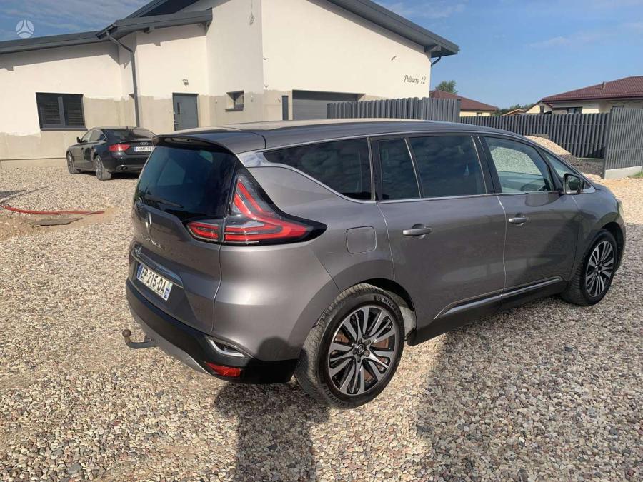 Brown Renault Espace 2017 in Vilnius, with an engine capacity of 1.60 L and mileage of 230 thousand km for 8450 €, photo 8 on AUTOMOTO.COM.LV