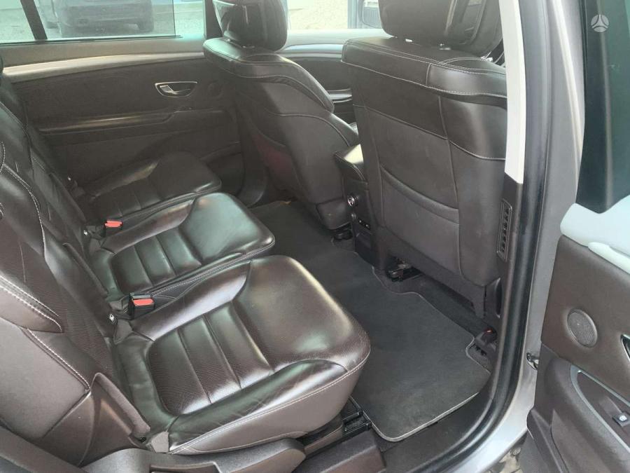 Brown Renault Espace 2017 in Vilnius, with an engine capacity of 1.60 L and mileage of 230 thousand km for 8450 €, photo 14 on AUTOMOTO.COM.LV