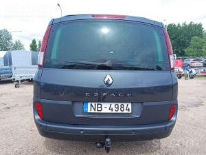 Pelēks Renault Espace 2013 Daugavpils, ar dzinēja tilpumu 2.00 L un nobraukumu 0 tūkst. km par 6950 €, foto 6 vietnē AUTOMOTO.COM.LV