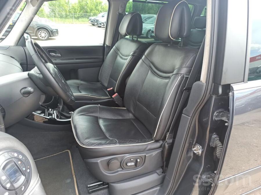 Pelēks Renault Espace 2013 Daugavpils, ar dzinēja tilpumu 2.00 L un nobraukumu 0 tūkst. km par 6950 €, foto 15 vietnē AUTOMOTO.COM.LV