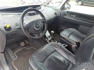 Pelēks Renault Espace 2013 Daugavpils, ar dzinēja tilpumu 2.00 L un nobraukumu 0 tūkst. km par 6950 €, foto 16 vietnē AUTOMOTO.COM.LV