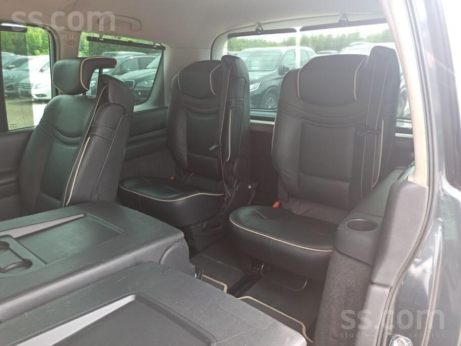 Pelēks Renault Espace 2013 Daugavpils, ar dzinēja tilpumu 2.00 L un nobraukumu 0 tūkst. km par 6950 €, foto 18 vietnē AUTOMOTO.COM.LV