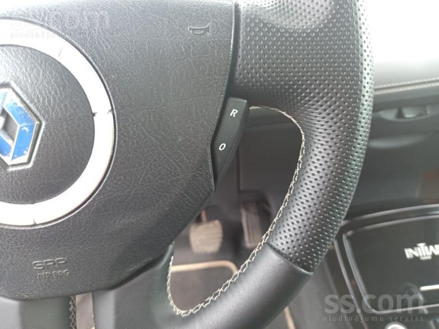 Pelēks Renault Espace 2013 Daugavpils, ar dzinēja tilpumu 2.00 L un nobraukumu 0 tūkst. km par 6950 €, foto 29 vietnē AUTOMOTO.COM.LV