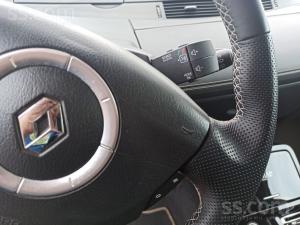 Pelēks Renault Espace 2013 Daugavpils, ar dzinēja tilpumu 2.00 L un nobraukumu 0 tūkst. km par 6950 €, foto 30 vietnē AUTOMOTO.COM.LV