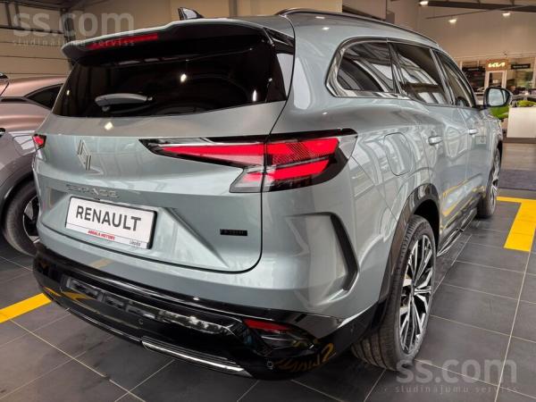 Grey Renault Espace 2026 in Liepaja, with an engine capacity of 1.20 L and mileage of 0 thousand km for 42490 €, photo 3 on AUTOMOTO.COM.LV