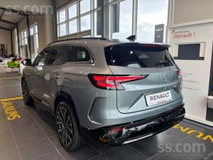 Grey Renault Espace 2026 in Liepaja, with an engine capacity of 1.20 L and mileage of 0 thousand km for 42490 €, photo 6 on AUTOMOTO.COM.LV