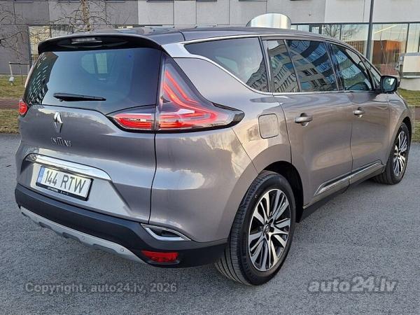 Grey Renault Espace 2015 in Tallinn, with an engine capacity of 1.60 L and mileage of 106 thousand km for 13990 €, photo 9 on AUTOMOTO.COM.LV