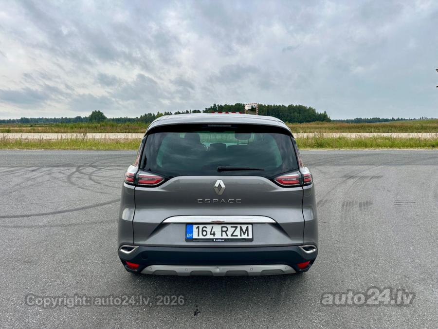 Grey Renault Espace 2015 in Rapla, with an engine capacity of 1.60 L and mileage of 302 thousand km for 7500 €, photo 5 on AUTOMOTO.COM.LV