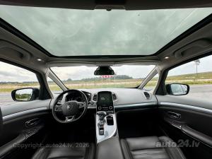 Grey Renault Espace 2015 in Rapla, with an engine capacity of 1.60 L and mileage of 302 thousand km for 7500 €, photo 14 on AUTOMOTO.COM.LV