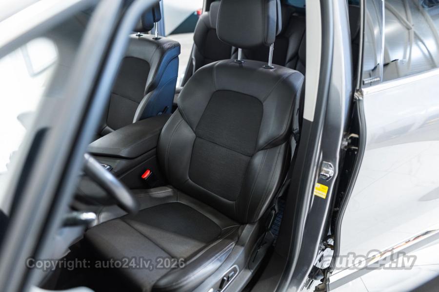 Grey Renault Espace 2015 in Tallinn, with an engine capacity of 1.60 L and mileage of 248 thousand km for 9500 €, photo 15 on AUTOMOTO.COM.LV
