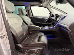 Grey Renault Espace 2016 in Parnu, with an engine capacity of 1.60 L and mileage of 166 thousand km for 12990 €, photo 10 on AUTOMOTO.COM.LV