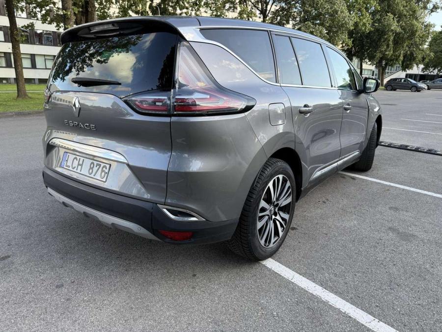 Grey Renault Espace 2016 in Kaunas, with an engine capacity of 1.60 L and mileage of 266 thousand km for 6700 €, photo 8 on AUTOMOTO.COM.LV