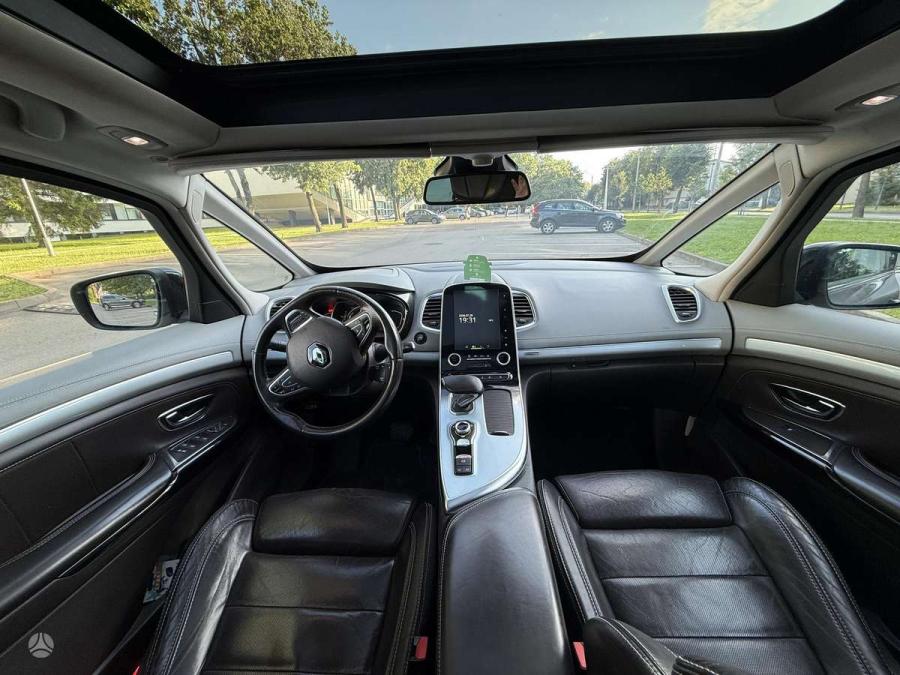 Grey Renault Espace 2016 in Kaunas, with an engine capacity of 1.60 L and mileage of 266 thousand km for 6700 €, photo 10 on AUTOMOTO.COM.LV