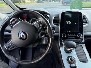 Grey Renault Espace 2016 in Kaunas, with an engine capacity of 1.60 L and mileage of 266 thousand km for 6700 €, photo 12 on AUTOMOTO.COM.LV