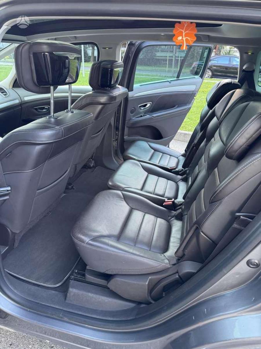 Grey Renault Espace 2016 in Kaunas, with an engine capacity of 1.60 L and mileage of 266 thousand km for 6700 €, photo 13 on AUTOMOTO.COM.LV
