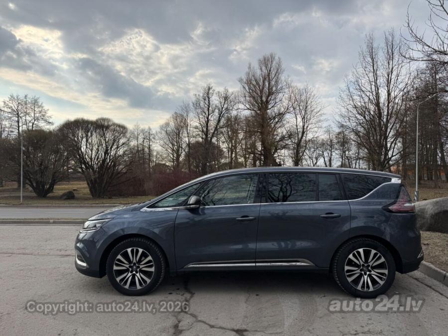 Grey Renault Espace 2017 in Tallinn, with an engine capacity of 1.60 L and mileage of 214 thousand km for 12750 €, photo 5 on AUTOMOTO.COM.LV