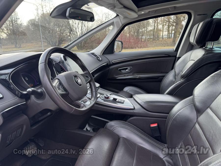 Grey Renault Espace 2017 in Tallinn, with an engine capacity of 1.60 L and mileage of 214 thousand km for 12750 €, photo 9 on AUTOMOTO.COM.LV