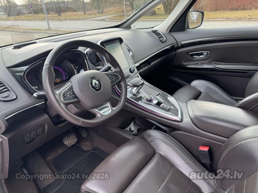 Grey Renault Espace 2017 in Tallinn, with an engine capacity of 1.60 L and mileage of 214 thousand km for 12750 €, photo 10 on AUTOMOTO.COM.LV