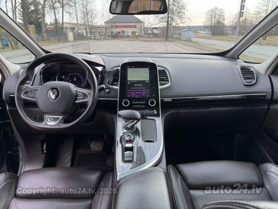 Grey Renault Espace 2017 in Tallinn, with an engine capacity of 1.60 L and mileage of 214 thousand km for 12750 €, photo 13 on AUTOMOTO.COM.LV