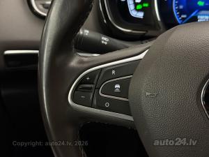 Grey Renault Espace 2017 in Parnu, with an engine capacity of 1.60 L and mileage of 111 thousand km for 12990 €, photo 26 on AUTOMOTO.COM.LV