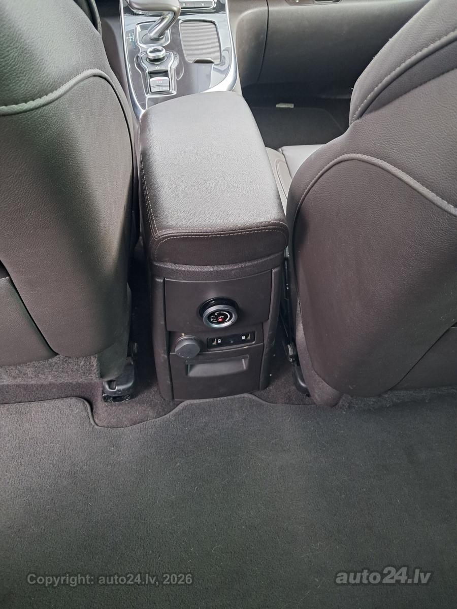 Grey Renault Espace 2017 in Tallinn, with an engine capacity of 1.60 L and mileage of 199 thousand km for 8800 €, photo 6 on AUTOMOTO.COM.LV
