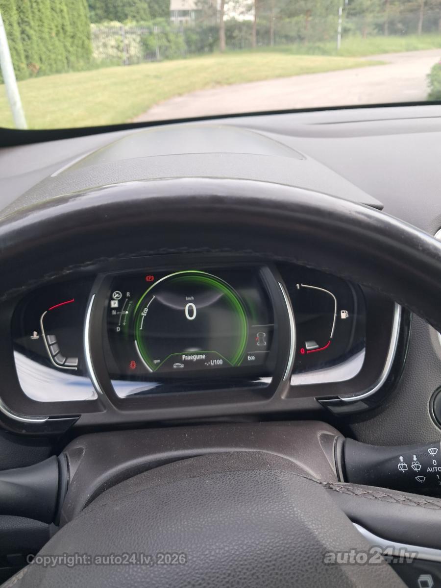 Grey Renault Espace 2017 in Tallinn, with an engine capacity of 1.60 L and mileage of 199 thousand km for 8800 €, photo 7 on AUTOMOTO.COM.LV