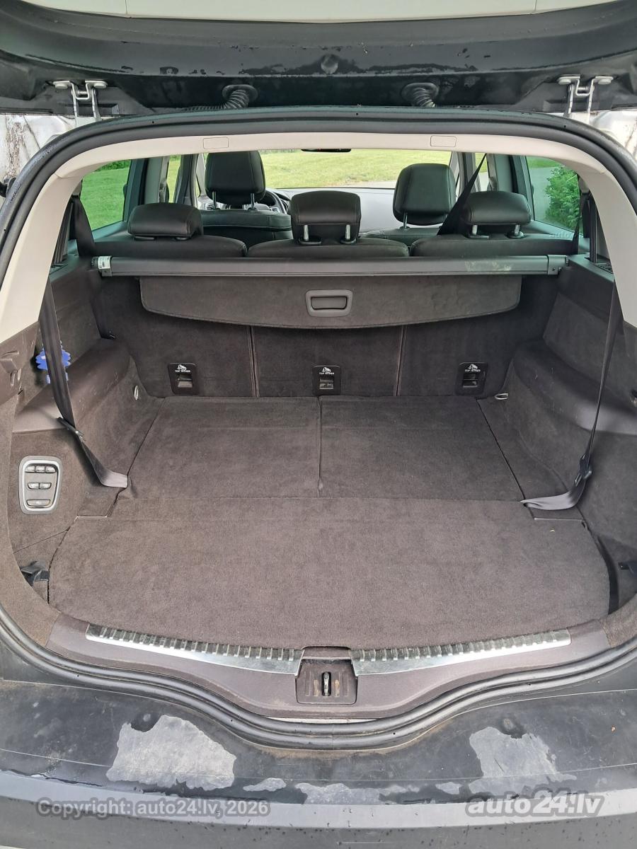 Grey Renault Espace 2017 in Tallinn, with an engine capacity of 1.60 L and mileage of 199 thousand km for 8800 €, photo 9 on AUTOMOTO.COM.LV