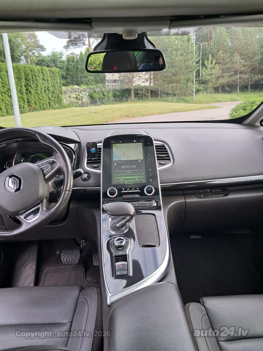 Grey Renault Espace 2017 in Tallinn, with an engine capacity of 1.60 L and mileage of 199 thousand km for 8800 €, photo 11 on AUTOMOTO.COM.LV