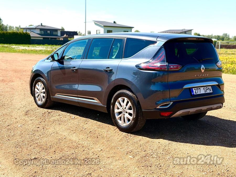 Pelēks Renault Espace 2018 Tartu, ar dzinēja tilpumu 1.60 L un nobraukumu 205 tūkst. km par 9999 €, foto 4 vietnē AUTOMOTO.COM.LV