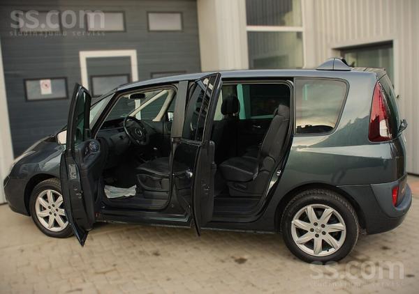 Pelēks Renault Espace 2013 Rīga, ar dzinēja tilpumu 2.00 L un nobraukumu 0 tūkst. km par 5900 €, foto 9 vietnē AUTOMOTO.COM.LV