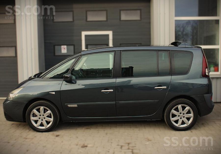 Pelēks Renault Espace 2013 Rīga, ar dzinēja tilpumu 2.00 L un nobraukumu 0 tūkst. km par 5900 €, foto 4 vietnē AUTOMOTO.COM.LV