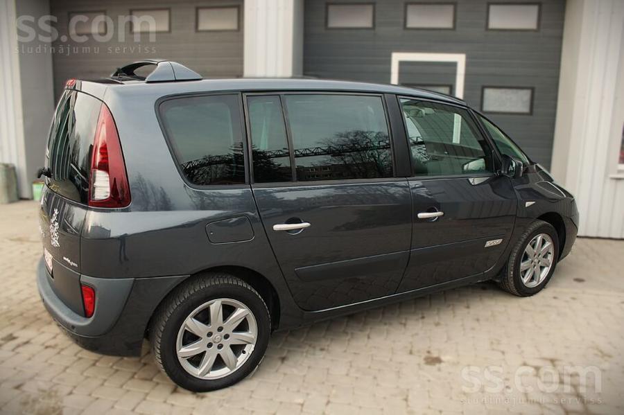 Pelēks Renault Espace 2013 Rīga, ar dzinēja tilpumu 2.00 L un nobraukumu 0 tūkst. km par 5900 €, foto 7 vietnē AUTOMOTO.COM.LV