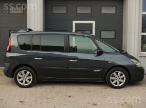 Pelēks Renault Espace 2013 Rīga, ar dzinēja tilpumu 2.00 L un nobraukumu 0 tūkst. km par 5900 €, foto 8 vietnē AUTOMOTO.COM.LV