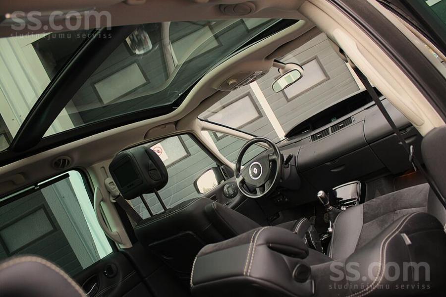 Pelēks Renault Espace 2013 Rīga, ar dzinēja tilpumu 2.00 L un nobraukumu 0 tūkst. km par 5900 €, foto 22 vietnē AUTOMOTO.COM.LV